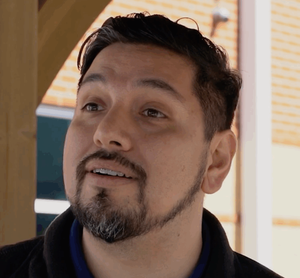 Warehouse Communication Devices - Two-Way Radios & Push-to-Talk Systems ...