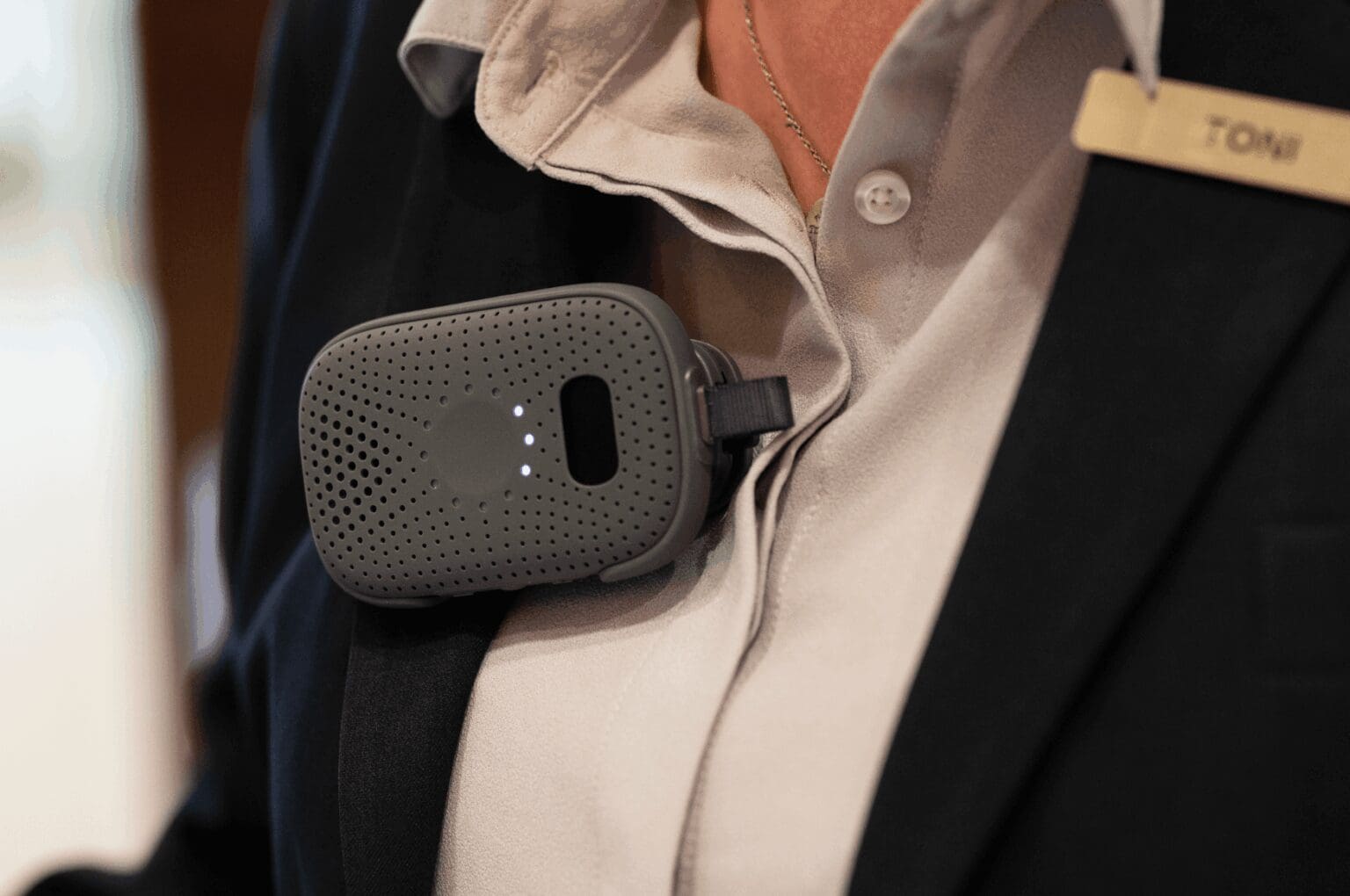 Your Guide to Wearable Translation Devices - Relay